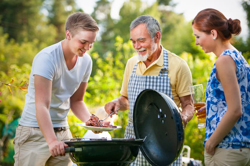 Alles für die Grillsaison – 5 Ideen für Ihr Thekenangebot